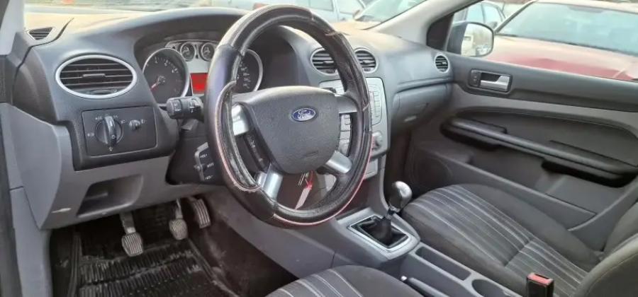 Zaļš Ford Focus 2008 Valmiera, ar dzinēja tilpumu 1.60 L un nobraukumu 183 tūkst. km par 1800 €, foto 11 vietnē AUTOMOTO.COM.LV