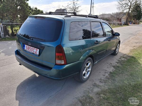 Zaļš Ford Focus 2000 Mažeikiai, ar dzinēja tilpumu 1.80 L un nobraukumu 436 tūkst. km par 380 €, foto 3 vietnē AUTOMOTO.COM.LV