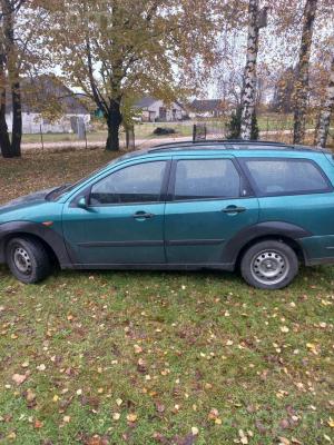 Zaļš Ford Focus 2001 Limbaži, ar dzinēja tilpumu 1.80 L un nobraukumu 290 tūkst. km par 650 €, foto 5 vietnē AUTOMOTO.COM.LV