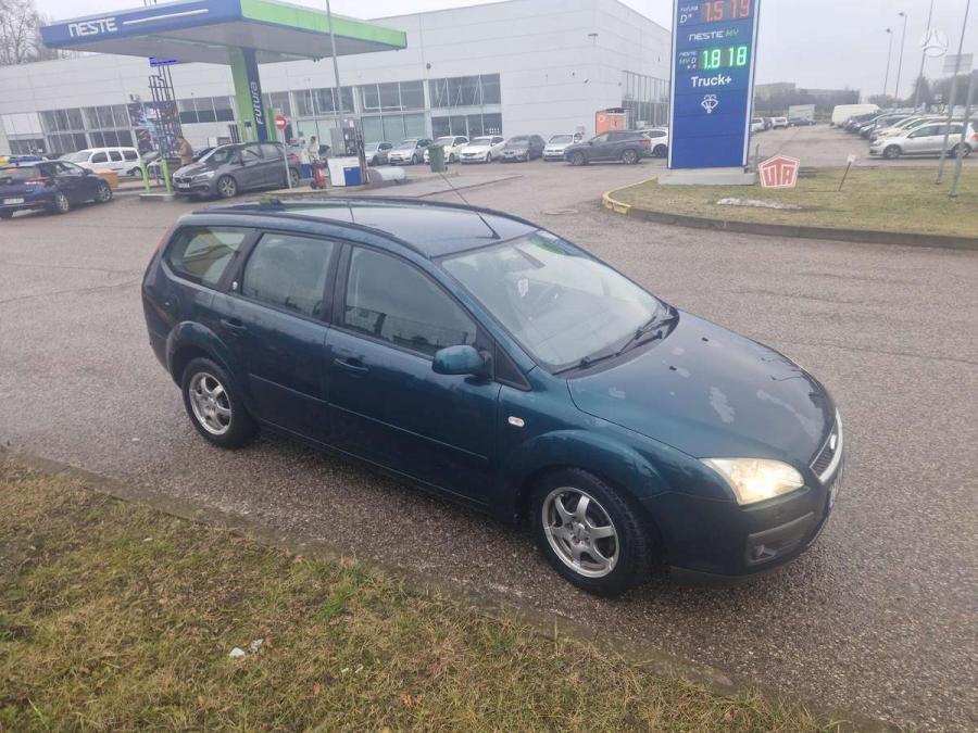 Zaļš Ford Focus 2006 Kauņa, ar dzinēja tilpumu 1.60 L un nobraukumu 160 tūkst. km par 999 €, foto 2 vietnē AUTOMOTO.COM.LV