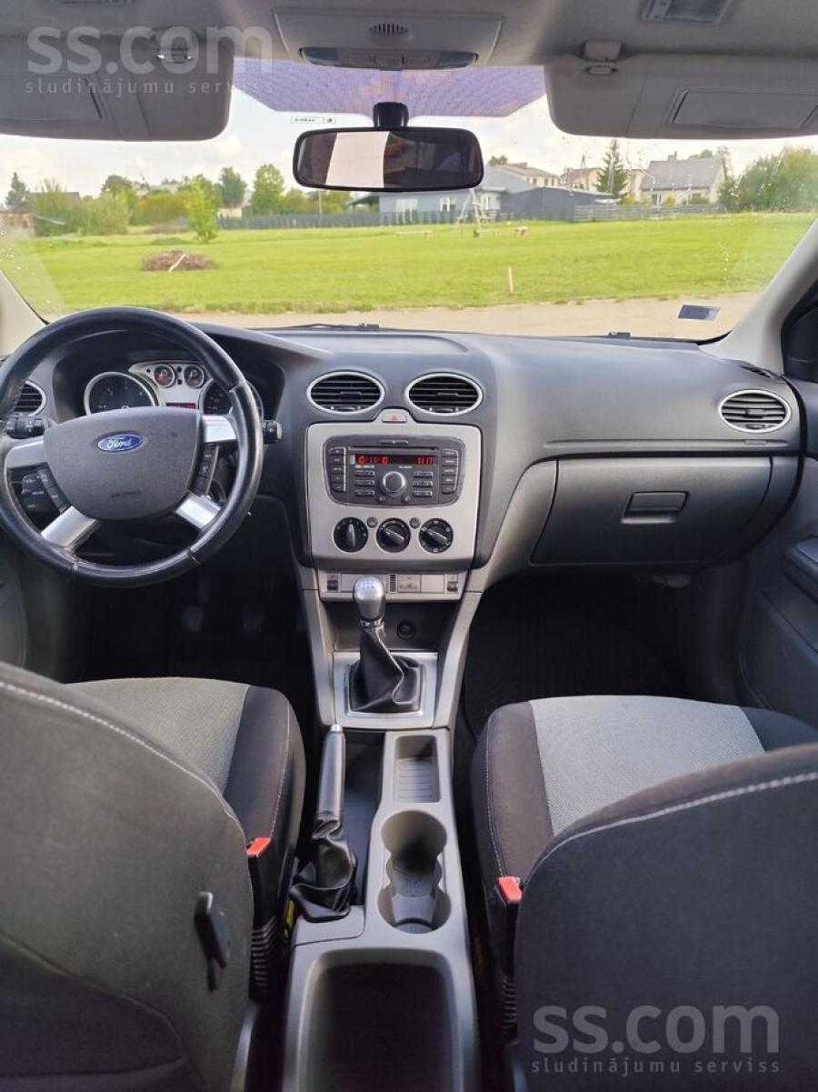 Zaļš Ford Focus 2010 Talsi, ar dzinēja tilpumu 1.60 L un nobraukumu 334 tūkst. km par 1050 €, foto 7 vietnē AUTOMOTO.COM.LV