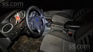Zaļš Ford Focus 2010 Rīga, ar dzinēja tilpumu 1.60 L un nobraukumu 255 tūkst. km par 400 €, foto 6 vietnē AUTOMOTO.COM.LV