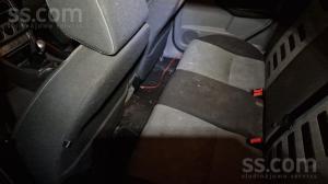 Zaļš Ford Focus 2010 Rīga, ar dzinēja tilpumu 1.60 L un nobraukumu 255 tūkst. km par 400 €, foto 7 vietnē AUTOMOTO.COM.LV