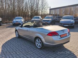 Pelēks Ford Focus 2010 Tartu, ar dzinēja tilpumu 2.00 L un nobraukumu 196 tūkst. km par 3990 €, foto 4 vietnē AUTOMOTO.COM.LV