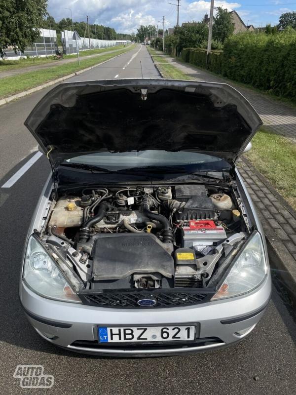 Grey Ford Focus 1999 in Radviliskis, with an engine capacity of 1.80 L and mileage of 250 thousand km for 400 €, photo 1 on AUTOMOTO.COM.LV