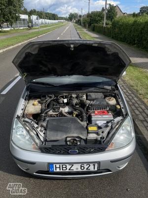 Pelēks Ford Focus 1999 Radviliškis, ar dzinēja tilpumu 1.80 L un nobraukumu 250 tūkst. km par 400 €, foto  vietnē AUTOMOTO.COM.LV