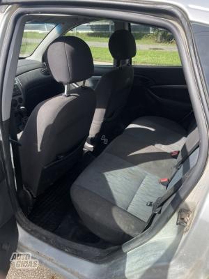 Grey Ford Focus 1999 in Radviliskis, with an engine capacity of 1.80 L and mileage of 250 thousand km for 400 €, photo 5 on AUTOMOTO.COM.LV