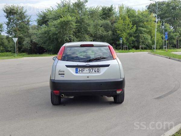 Grey Ford Focus 1999 in Riga, with an engine capacity of 1.60 L and mileage of 278 thousand km for 700 €, photo 6 on AUTOMOTO.COM.LV