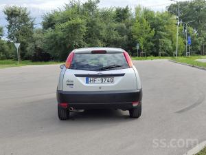 Grey Ford Focus 1999 in Riga, with an engine capacity of 1.60 L and mileage of 278 thousand km for 700 €, photo 7 on AUTOMOTO.COM.LV