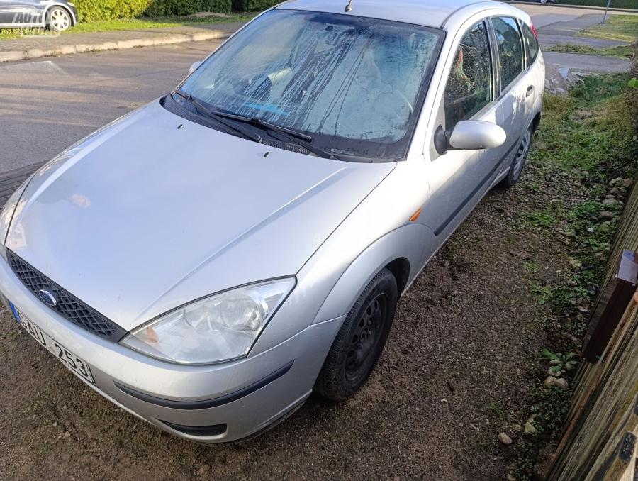 Pelēks Ford Focus 2000 Klaipėda, ar dzinēja tilpumu 1.80 L un nobraukumu 100 tūkst. km par 750 €, foto 3 vietnē AUTOMOTO.COM.LV