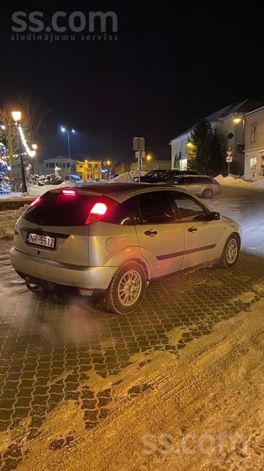 Pelēks Ford Focus 2000 Rēzekne, ar dzinēja tilpumu 1.80 L un nobraukumu 399 tūkst. km par 1200 €, foto 3 vietnē AUTOMOTO.COM.LV