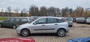 Pelēks Ford Focus 2000 Valmiera, ar dzinēja tilpumu 1.80 L un nobraukumu 264 tūkst. km par 1050 €, foto 7 vietnē AUTOMOTO.COM.LV