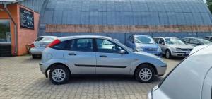 Pelēks Ford Focus 2000 Valmiera, ar dzinēja tilpumu 1.80 L un nobraukumu 231 tūkst. km par 1150 €, foto 3 vietnē AUTOMOTO.COM.LV