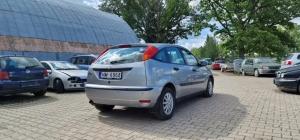 Pelēks Ford Focus 2000 Valmiera, ar dzinēja tilpumu 1.80 L un nobraukumu 231 tūkst. km par 1150 €, foto 4 vietnē AUTOMOTO.COM.LV