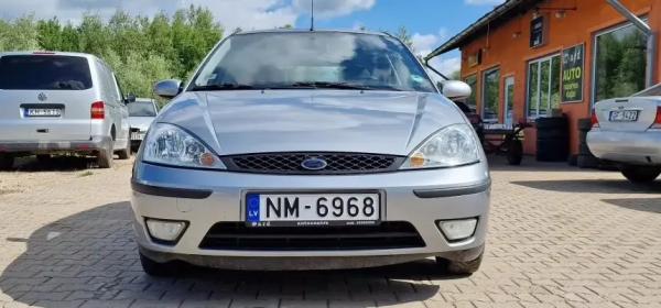 Grey Ford Focus 2000 in Valmiera, with an engine capacity of 1.80 L and mileage of 231 thousand km for 1150 €, photo 8 on AUTOMOTO.COM.LV