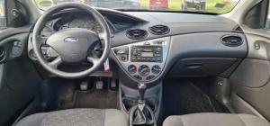 Pelēks Ford Focus 2000 Valmiera, ar dzinēja tilpumu 1.80 L un nobraukumu 231 tūkst. km par 1150 €, foto 11 vietnē AUTOMOTO.COM.LV