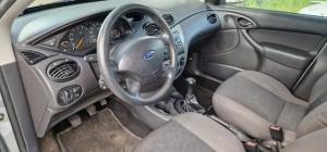 Pelēks Ford Focus 2000 Valmiera, ar dzinēja tilpumu 1.80 L un nobraukumu 231 tūkst. km par 1150 €, foto 12 vietnē AUTOMOTO.COM.LV