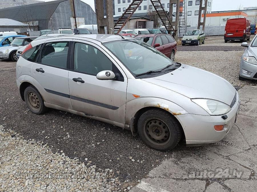 Grey Ford Focus 2001 in Tallinn, with an engine capacity of 1.40 L and mileage of 129 thousand km for 499 €, photo 1 on AUTOMOTO.COM.LV