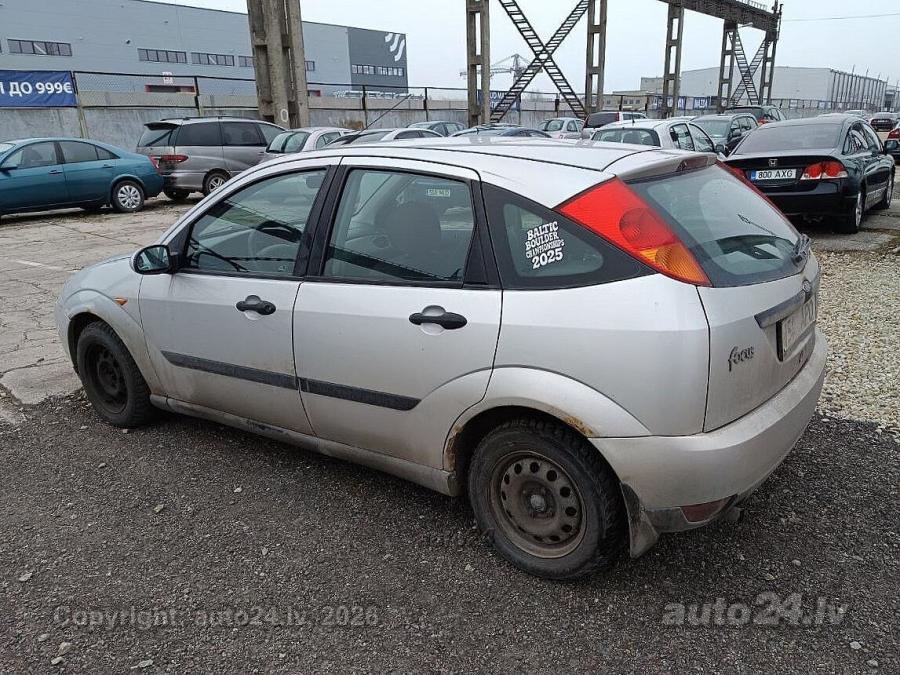 Grey Ford Focus 2001 in Tallinn, with an engine capacity of 1.40 L and mileage of 129 thousand km for 499 €, photo 5 on AUTOMOTO.COM.LV