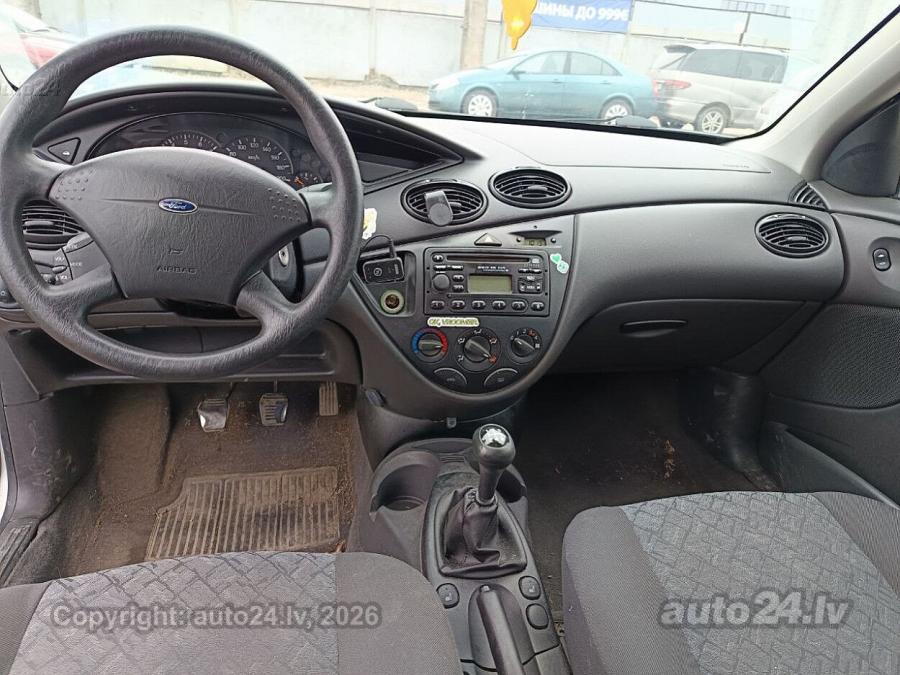 Grey Ford Focus 2001 in Tallinn, with an engine capacity of 1.40 L and mileage of 129 thousand km for 499 €, photo 6 on AUTOMOTO.COM.LV
