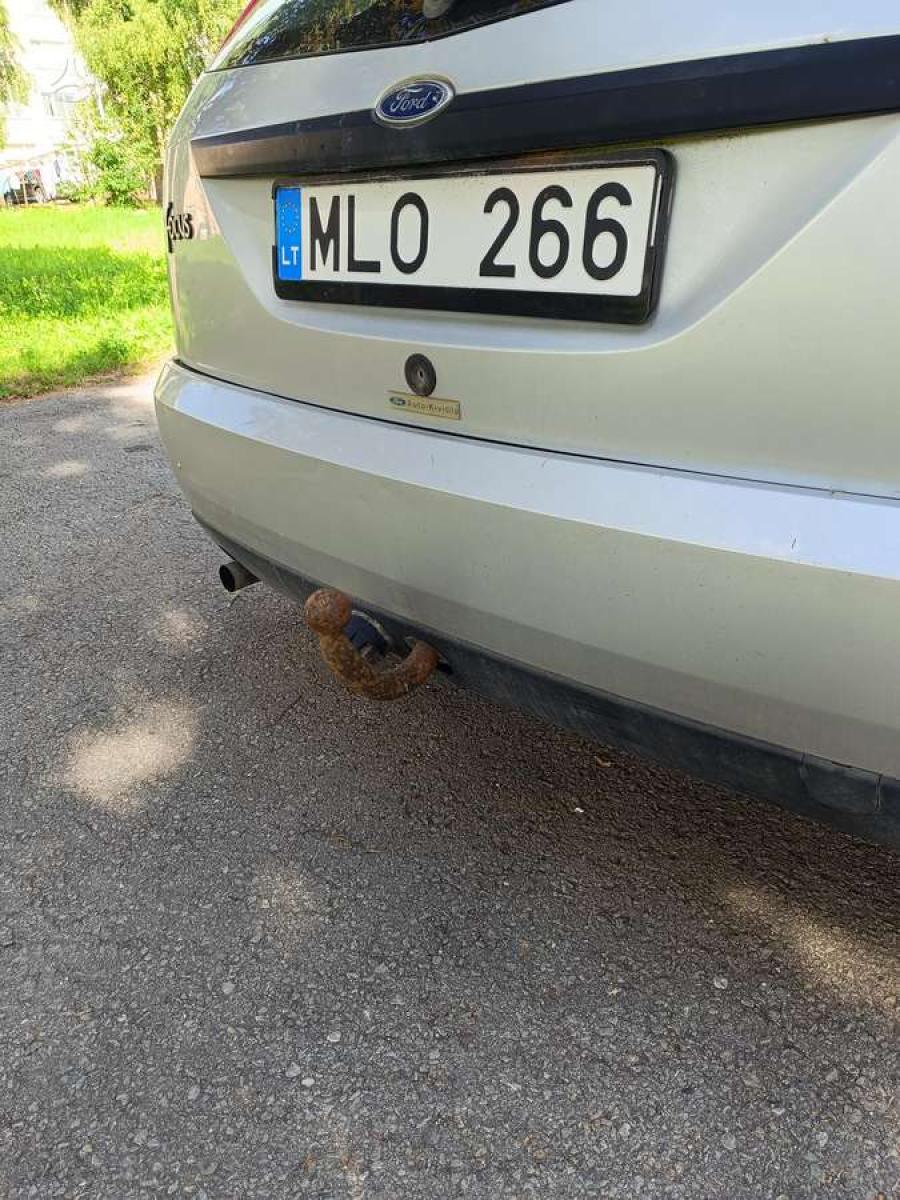 Серый Форд Фокус 2001 в Шяуляй, объемом двигателя 1.39 л и пробегом 216 тыс. км за 1000 €, фото 5 на AUTOMOTO.COM.LV