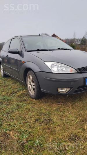 Pelēks Ford Focus 2002 Daugavpils, ar dzinēja tilpumu 1.80 L un nobraukumu 387 tūkst. km par 1500 €, foto 2 vietnē AUTOMOTO.COM.LV
