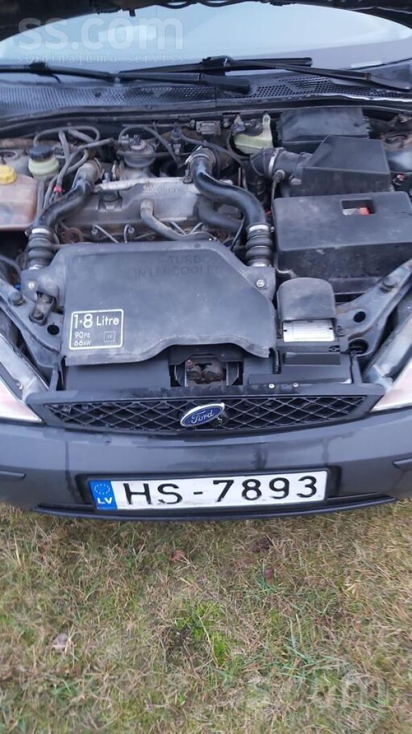 Pelēks Ford Focus 2002 Daugavpils, ar dzinēja tilpumu 1.80 L un nobraukumu 387 tūkst. km par 1500 €, foto 4 vietnē AUTOMOTO.COM.LV