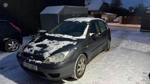Pelēks Ford Focus 2002 Viļņa, ar dzinēja tilpumu 1.60 L un nobraukumu 258 tūkst. km par 650 €, foto  vietnē AUTOMOTO.COM.LV