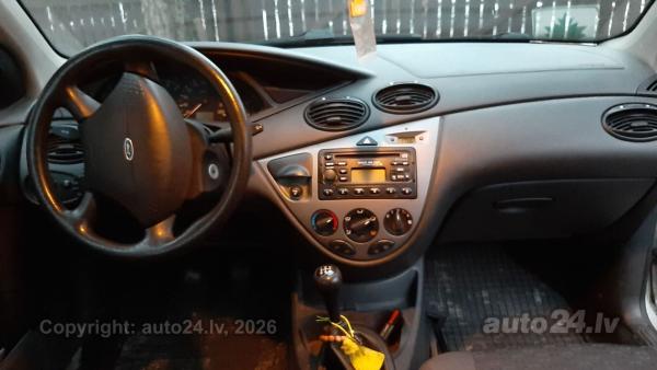Grey Ford Focus 2002 in Tallinn, with an engine capacity of 1.80 L and mileage of 273 thousand km for 990 €, photo 9 on AUTOMOTO.COM.LV