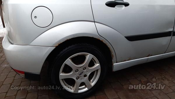 Grey Ford Focus 2002 in Tallinn, with an engine capacity of 1.80 L and mileage of 273 thousand km for 990 €, photo 10 on AUTOMOTO.COM.LV