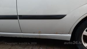 Grey Ford Focus 2002 in Tallinn, with an engine capacity of 1.80 L and mileage of 273 thousand km for 990 €, photo 14 on AUTOMOTO.COM.LV