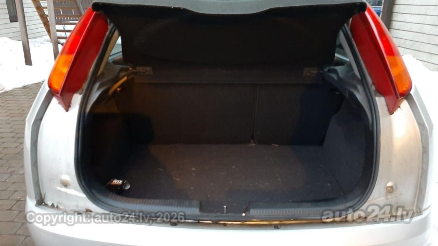 Grey Ford Focus 2002 in Tallinn, with an engine capacity of 1.80 L and mileage of 273 thousand km for 990 €, photo 16 on AUTOMOTO.COM.LV