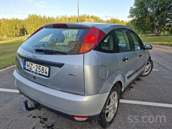 Серый Форд Фокус 2002 в Алуксне, объемом двигателя 1.80 л и пробегом 276 тыс. км за 825 €, фото 5 на AUTOMOTO.COM.LV