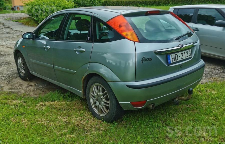 Pelēks Ford Focus 2003 Limbaži, ar dzinēja tilpumu 2.00 L un nobraukumu 193 tūkst. km par 600 €, foto 1 vietnē AUTOMOTO.COM.LV