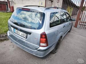 Grey Ford Focus 2003 in Kaunas, with an engine capacity of 1.80 L and mileage of 235 thousand km for 350 €, photo 4 on AUTOMOTO.COM.LV