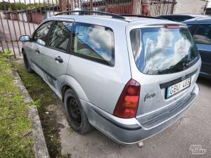 Grey Ford Focus 2003 in Kaunas, with an engine capacity of 1.80 L and mileage of 235 thousand km for 350 €, photo 5 on AUTOMOTO.COM.LV