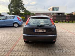 Grey Ford Focus 2003 in Tallinn, with an engine capacity of 1.60 L and mileage of 230 thousand km for 1200 €, photo 8 on AUTOMOTO.COM.LV