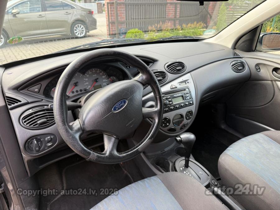 Grey Ford Focus 2003 in Tallinn, with an engine capacity of 1.60 L and mileage of 230 thousand km for 1200 €, photo 9 on AUTOMOTO.COM.LV