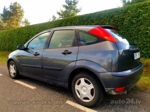 Pelēks Ford Focus 2003 Tartu, ar dzinēja tilpumu 1.60 L un nobraukumu 240 tūkst. km par 790 €, foto 5 vietnē AUTOMOTO.COM.LV