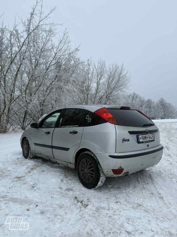 Grey Ford Focus 2004 in Siauliai, with an engine capacity of 1.80 L and mileage of 300 thousand km for 550 €, photo 4 on AUTOMOTO.COM.LV
