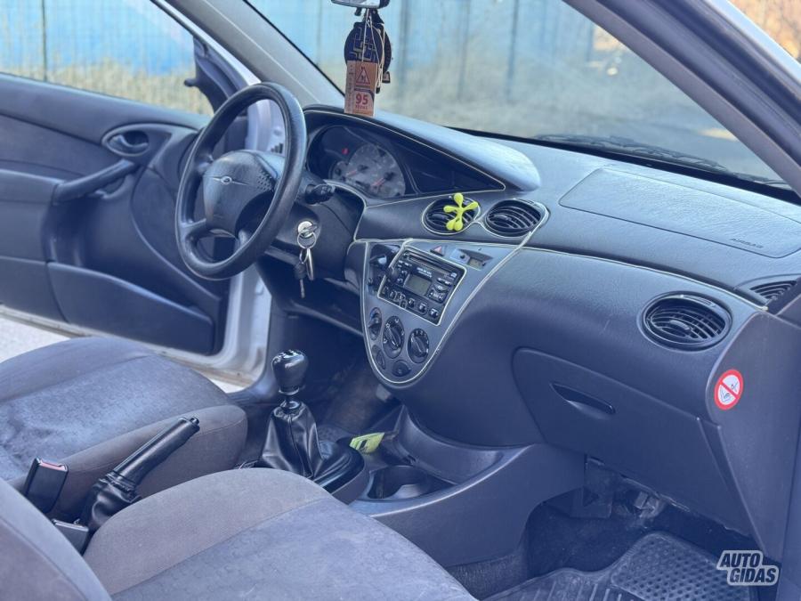 Pelēks Ford Focus 2004 Radviliškis, ar dzinēja tilpumu 1.80 L un nobraukumu 290 tūkst. km par 350 €, foto 11 vietnē AUTOMOTO.COM.LV