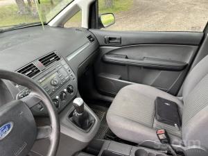 Grey Ford Focus 2004 in Riga, with an engine capacity of 1.60 L and mileage of 182 thousand km for 1030 €, photo 7 on AUTOMOTO.COM.LV
