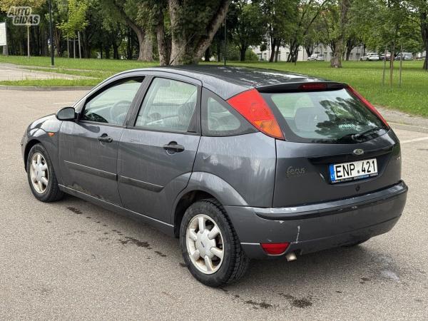 Pelēks Ford Focus 2004 Ukmergė, ar dzinēja tilpumu 1.80 L un nobraukumu 160 tūkst. km par 750 €, foto 3 vietnē AUTOMOTO.COM.LV