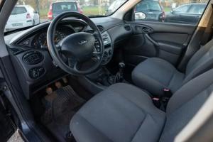 Pelēks Ford Focus 2004 Liepāja, ar dzinēja tilpumu 1.60 L un nobraukumu 181 tūkst. km par 750 €, foto 9 vietnē AUTOMOTO.COM.LV