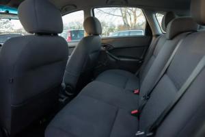 Pelēks Ford Focus 2004 Liepāja, ar dzinēja tilpumu 1.60 L un nobraukumu 181 tūkst. km par 750 €, foto 10 vietnē AUTOMOTO.COM.LV