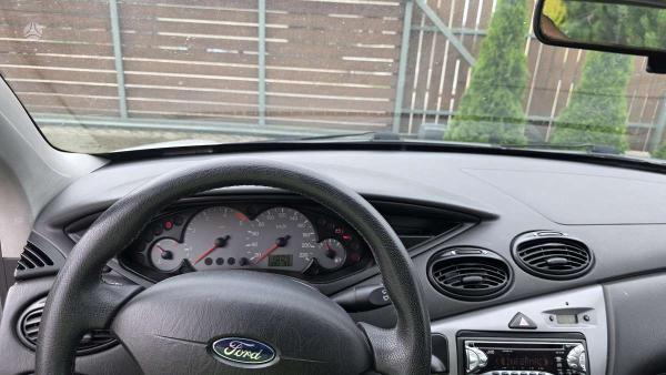 Pelēks Ford Focus 2004 Kauņa, ar dzinēja tilpumu 1.75 L un nobraukumu 392 tūkst. km par 1450 €, foto 5 vietnē AUTOMOTO.COM.LV
