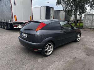 Pelēks Ford Focus 2004 Panevēža, ar dzinēja tilpumu 1.80 L un nobraukumu 275 tūkst. km par 900 €, foto 5 vietnē AUTOMOTO.COM.LV