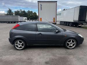Pelēks Ford Focus 2004 Panevēža, ar dzinēja tilpumu 1.80 L un nobraukumu 275 tūkst. km par 900 €, foto 6 vietnē AUTOMOTO.COM.LV
