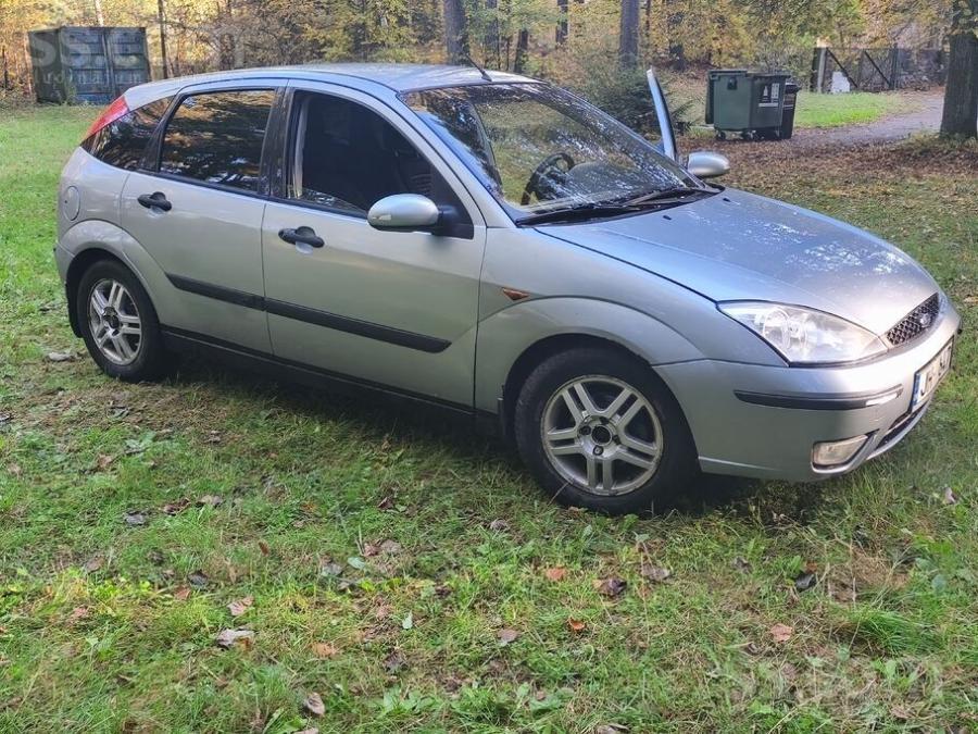 Grey Ford Focus 2004 in Riga, with an engine capacity of 1.60 L and mileage of 223 thousand km for 700 €, photo 6 on AUTOMOTO.COM.LV
