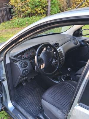 Grey Ford Focus 2004 in Riga, with an engine capacity of 1.60 L and mileage of 223 thousand km for 700 €, photo 12 on AUTOMOTO.COM.LV